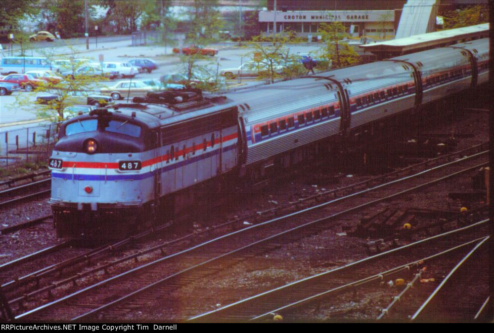 AMTK 487 on train 63 The Maple Leaf